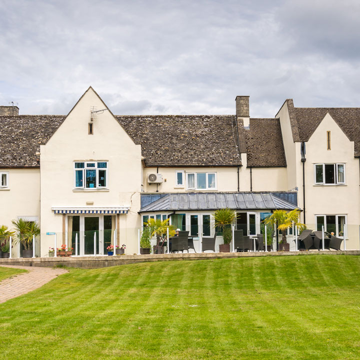 Contact Us | Oxfordshire | Churchfields Nursing Home